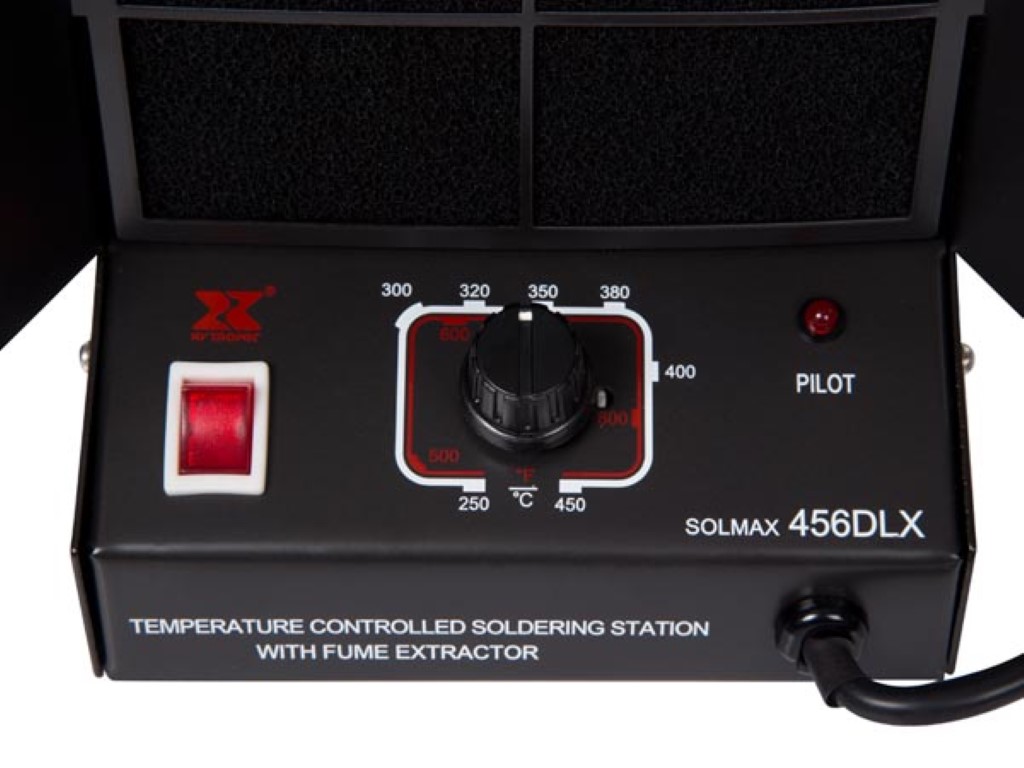 Xytronic VTS60SF: TEMPERATURE CONTROLLED SOLDERING STATION WITH FUME EXTRACTOR – Velleman ...