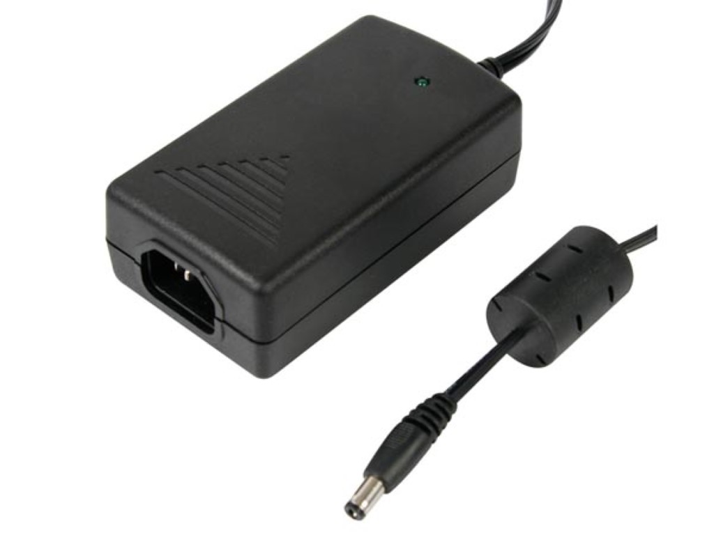 Velleman SPDVRXXX/06: DVR power adapter - AC 100~240 / DC 19V 3.42A ...