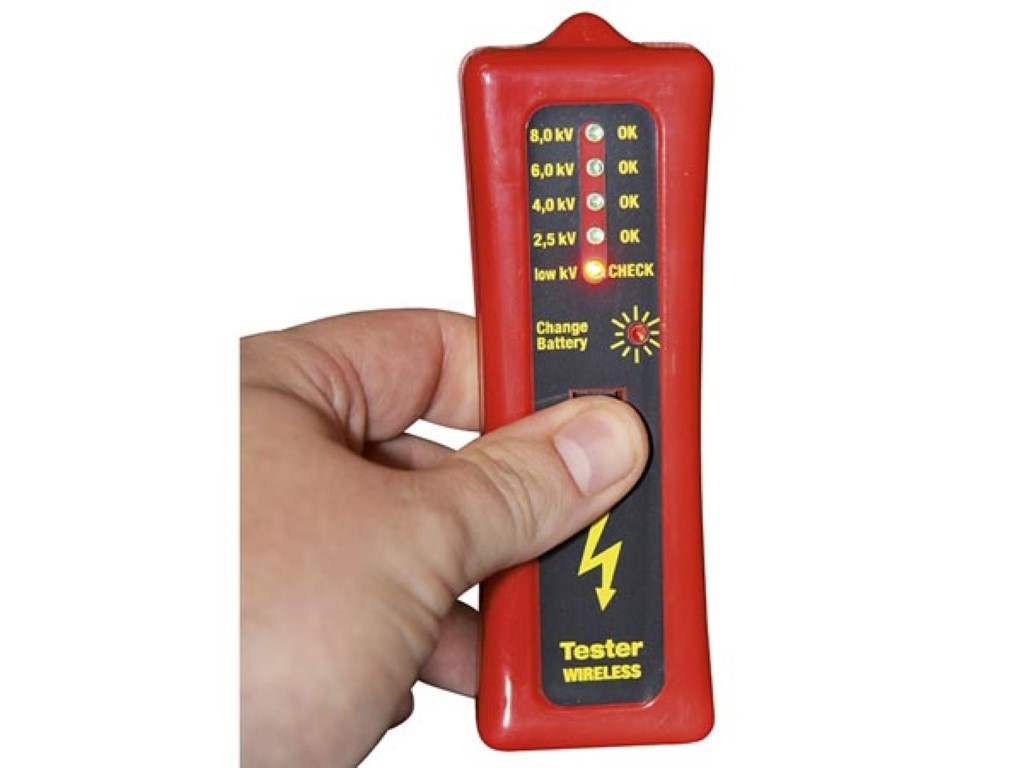 Corral COR44669: Fence tester w/o ground rod with LED display ...